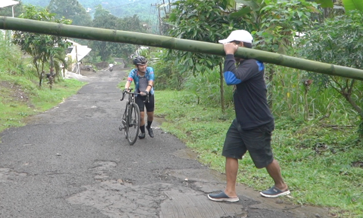Kolom Sehat: Cyclist Bambu - Mainsepeda